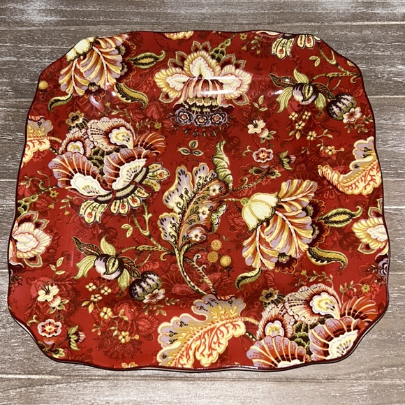 222 Fifth | Dining | 222 Fifth Gabrielle Red Dinner Plates | Poshmark
